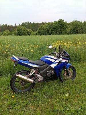 Zils Honda CBR 125 2009 Pelva, ar dzinēja tilpumu 0.13 L un nobraukumu 0 tūkst. km par 1200 €, foto  vietnē AUTOMOTO.COM.LV