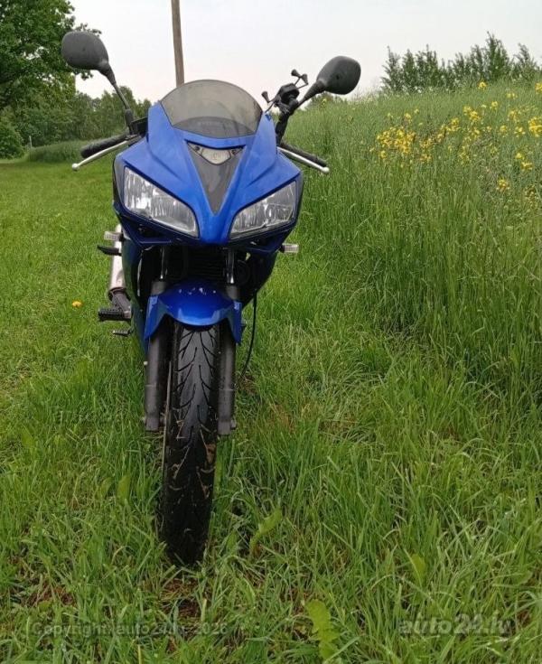Blue Honda CBR 125 2009 in Polva, with an engine capacity of 0.13 L and mileage of 0 thousand km for 1200 €, photo 3 on AUTOMOTO.COM.LV
