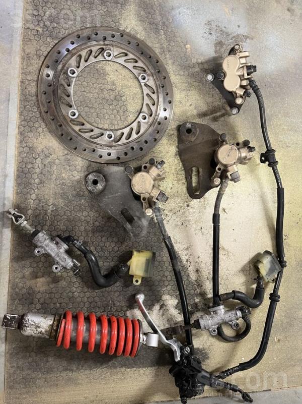 Honda CBR 125 2010 Ventspils, ar dzinēja tilpumu 0.13 L un nobraukumu 0 tūkst. km par 1000 €, foto 7 vietnē AUTOMOTO.COM.LV