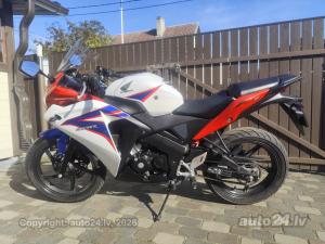 Хонда CBR 125 2014 в Таллин, объемом двигателя 0.13 л и пробегом 29 тыс. км за 2150 €, фото 7 на AUTOMOTO.COM.LV