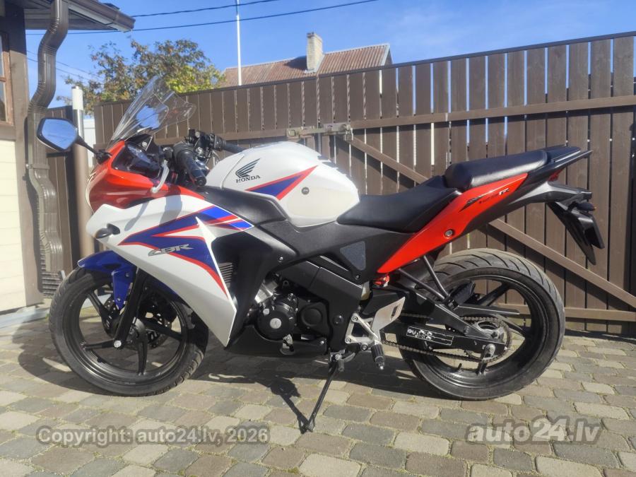 Хонда CBR 125 2014 в Таллин, объемом двигателя 0.13 л и пробегом 29 тыс. км за 2150 €, фото 7 на AUTOMOTO.COM.LV