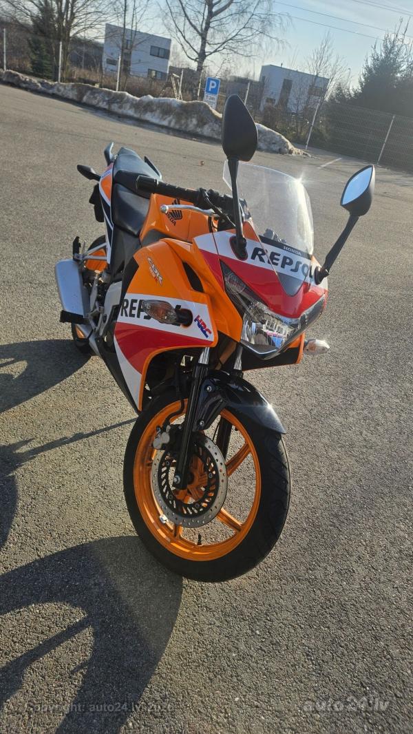 Honda CBR 125 2017 Tallina, ar dzinēja tilpumu 0.13 L un nobraukumu 13 tūkst. km par 2200 €, foto 2 vietnē AUTOMOTO.COM.LV