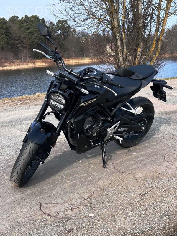 Honda CBR 125 2025 Rīga, ar dzinēja tilpumu 0.13 L un nobraukumu 0 tūkst. km par 4600 €, foto 1 vietnē AUTOMOTO.COM.LV