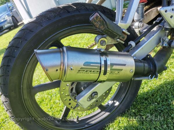 Sarkans Honda CBR 125 2004 Tallina, ar dzinēja tilpumu 0.00 L un nobraukumu 22 tūkst. km par 950 €, foto 1 vietnē AUTOMOTO.COM.LV