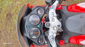 Honda CBR 125R 2004 Limbaži, ar dzinēja tilpumu 0.13 L un nobraukumu 0 tūkst. km par 1200 €, foto 3 vietnē AUTOMOTO.COM.LV