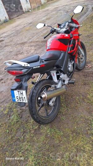 Honda CBR 125R 2004 Limbaži, ar dzinēja tilpumu 0.13 L un nobraukumu 0 tūkst. km par 1200 €, foto 5 vietnē AUTOMOTO.COM.LV