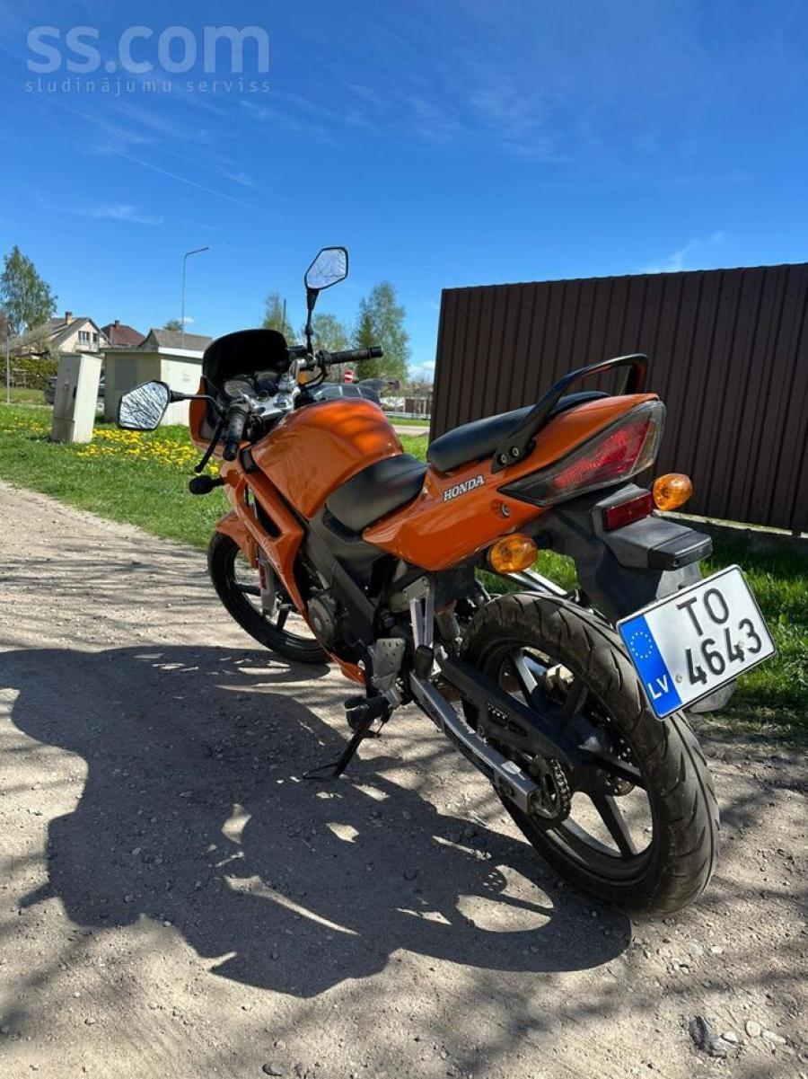 Honda CBR 125R 2004 Daugavpils, ar dzinēja tilpumu 0.13 L un nobraukumu 0 tūkst. km par 1250 €, foto 5 vietnē AUTOMOTO.COM.LV
