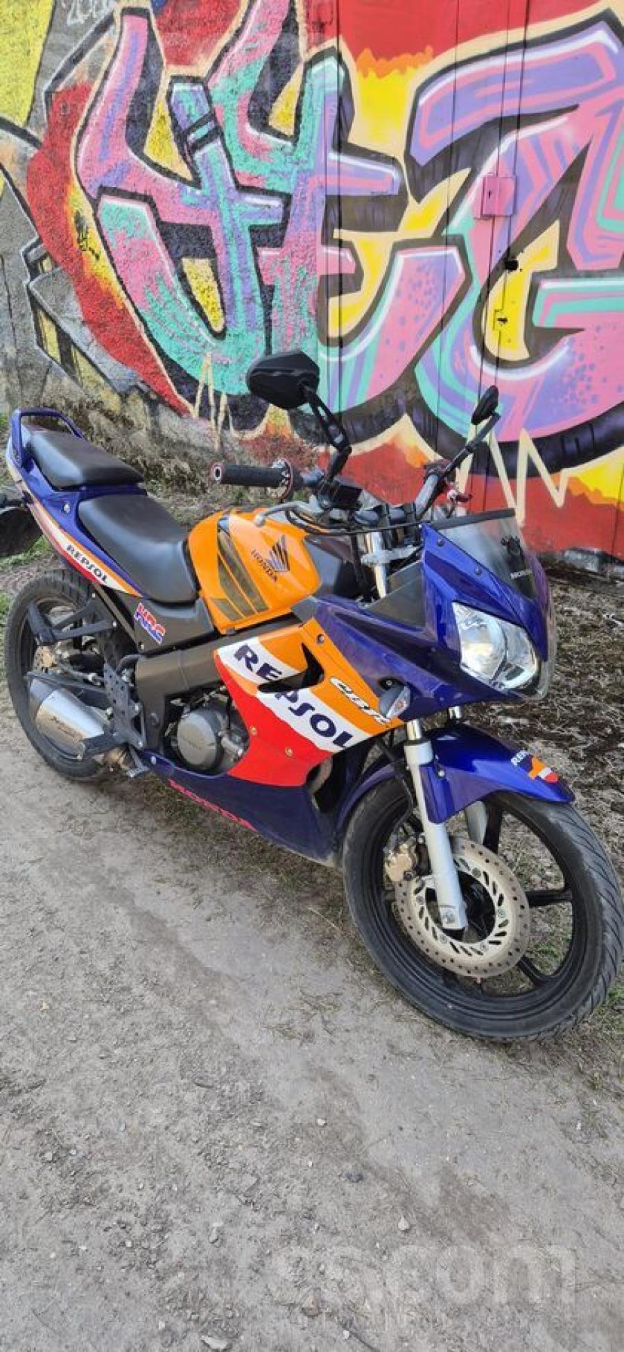 Honda CBR 125R 2006 Rīga, ar dzinēja tilpumu 0.13 L un nobraukumu 0 tūkst. km par 1450 €, foto 1 vietnē AUTOMOTO.COM.LV