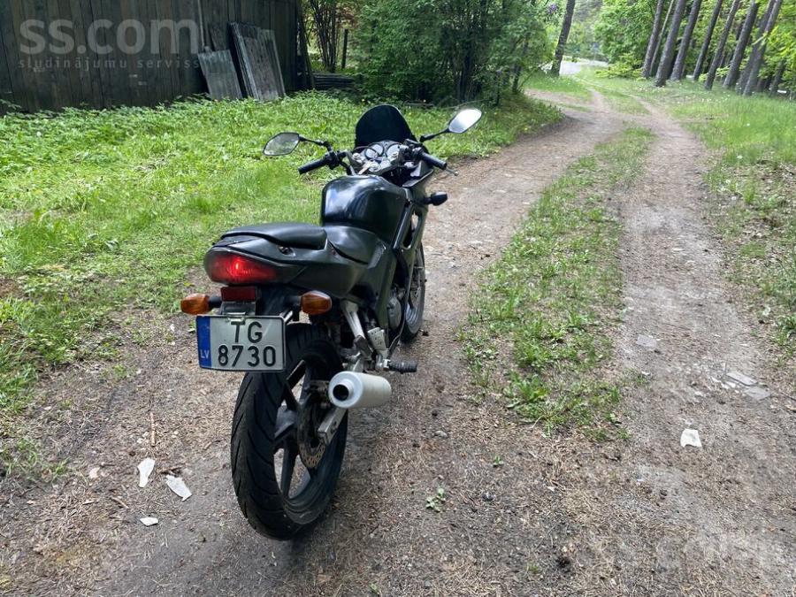 Honda CBR 125R 2007 Rīga, ar dzinēja tilpumu 0.13 L un nobraukumu 0 tūkst. km par 1000 €, foto 3 vietnē AUTOMOTO.COM.LV