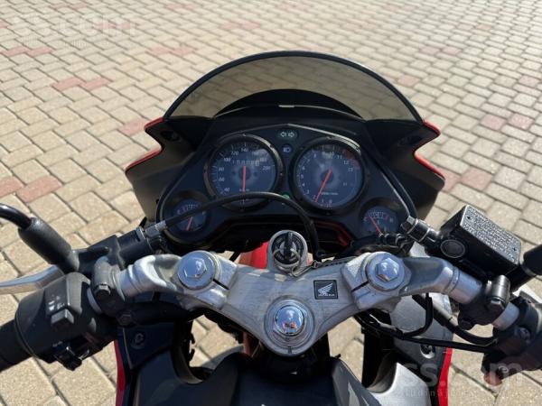 Honda CBR 125R 2010 Balvi, ar dzinēja tilpumu 0.13 L un nobraukumu 0 tūkst. km par 1850 €, foto 5 vietnē AUTOMOTO.COM.LV