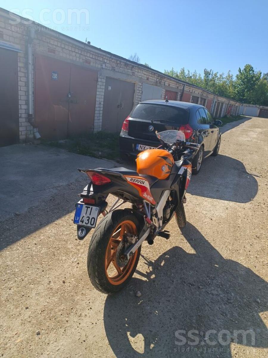 Honda CBR 125R 2013 Rīga, ar dzinēja tilpumu 0.13 L un nobraukumu 0 tūkst. km par 2000 €, foto 7 vietnē AUTOMOTO.COM.LV
