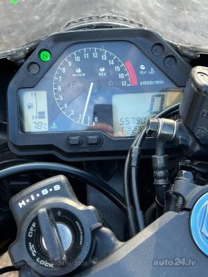 Черный Хонда CBR 600 2005 в Таллин, объемом двигателя 0.60 л и пробегом 56 тыс. км за 4200 €, фото 7 на AUTOMOTO.COM.LV