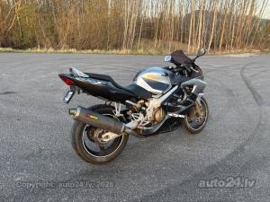 Серый Хонда CBR 600 2006 в Таллин, объемом двигателя 0.60 л и пробегом 27 тыс. км за 2800 €, фото 3 на AUTOMOTO.COM.LV