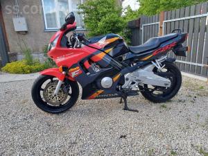 Хонда CBR 600 1995 в Бауска, объемом двигателя 0.60 л и пробегом 0 тыс. км за 980 €, фото 7 на AUTOMOTO.COM.LV