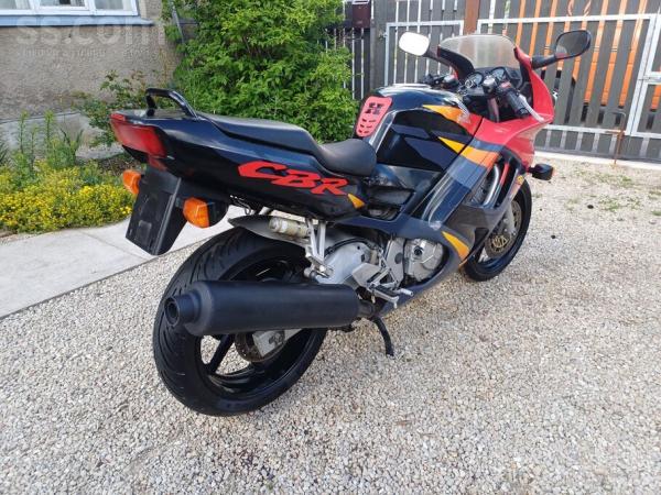 Хонда CBR 600 1995 в Бауска, объемом двигателя 0.60 л и пробегом 0 тыс. км за 980 €, фото 7 на AUTOMOTO.COM.LV