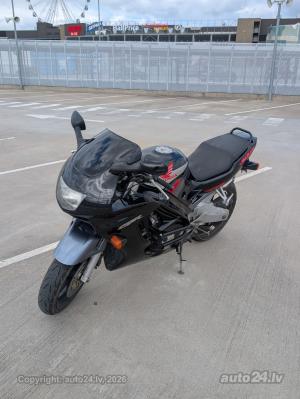 Honda CBR 600 1996 in Tallinn, with an engine capacity of 0.60 L and mileage of 40 thousand km for 1600 €, photo 6 on AUTOMOTO.COM.LV