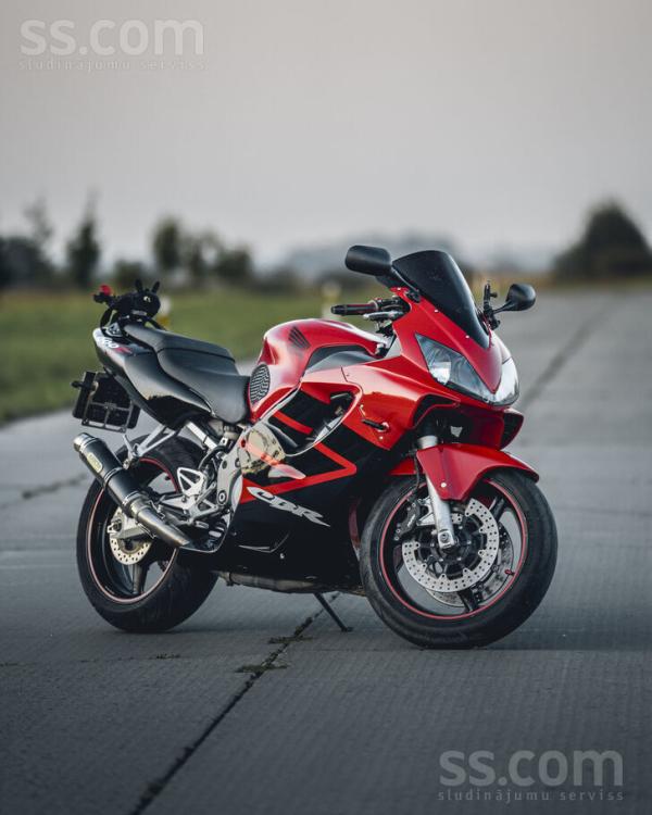 Honda CBR 600 2003 Jēkabpils, ar dzinēja tilpumu 0.60 L un nobraukumu 0 tūkst. km par 2000 €, foto 1 vietnē AUTOMOTO.COM.LV