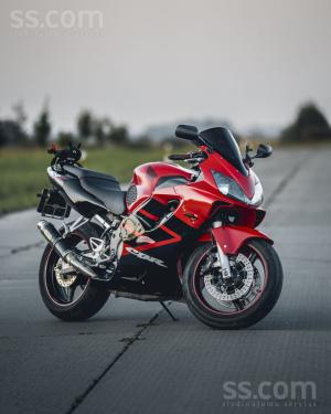 Honda CBR 600 2003 Jēkabpils, ar dzinēja tilpumu 0.60 L un nobraukumu 0 tūkst. km par 2000 €, foto 1 vietnē AUTOMOTO.COM.LV