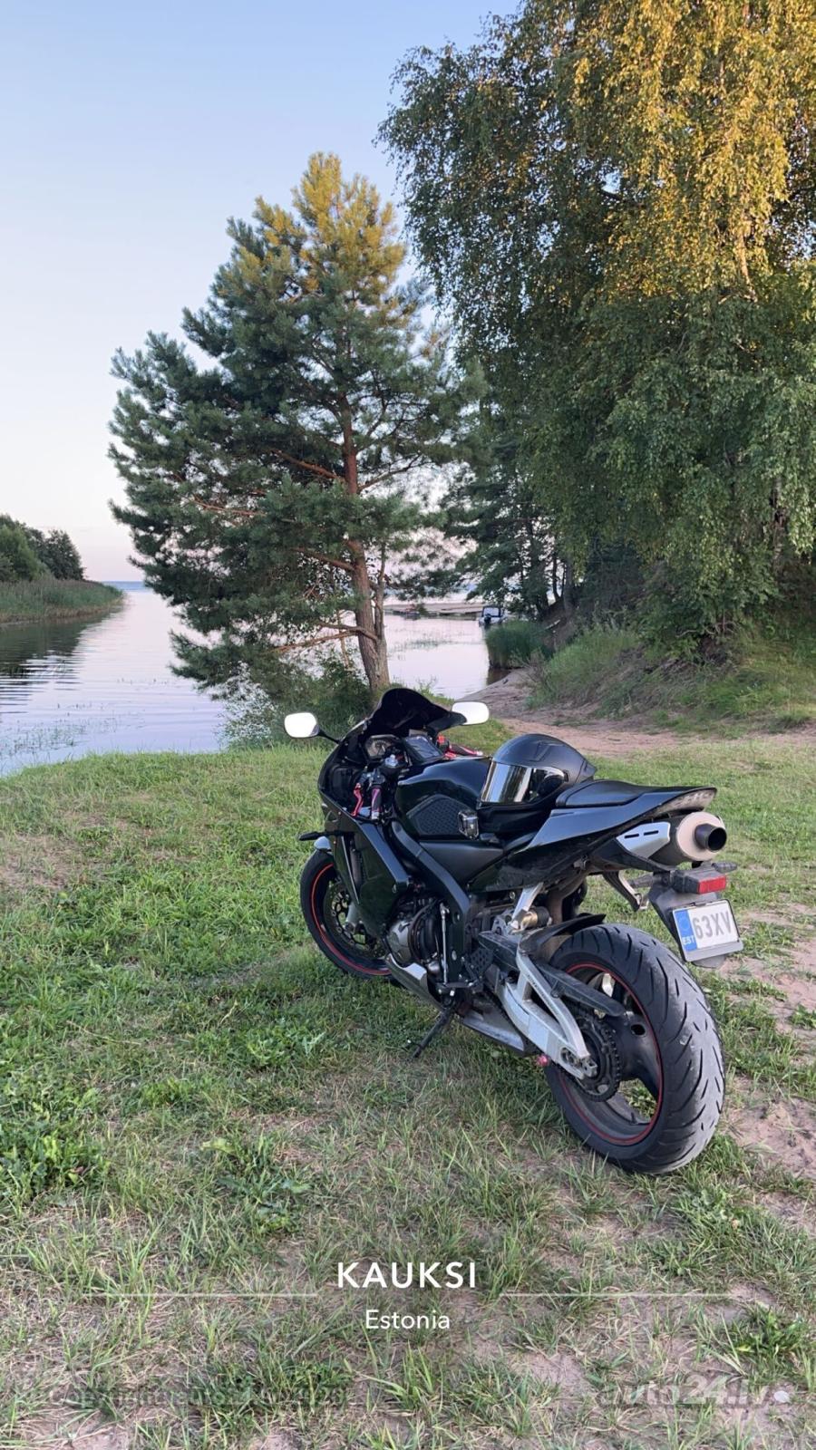 Honda CBR 600 2004 in Tallinn, with an engine capacity of 0.60 L and mileage of 33 thousand km for 3950 €, photo 3 on AUTOMOTO.COM.LV