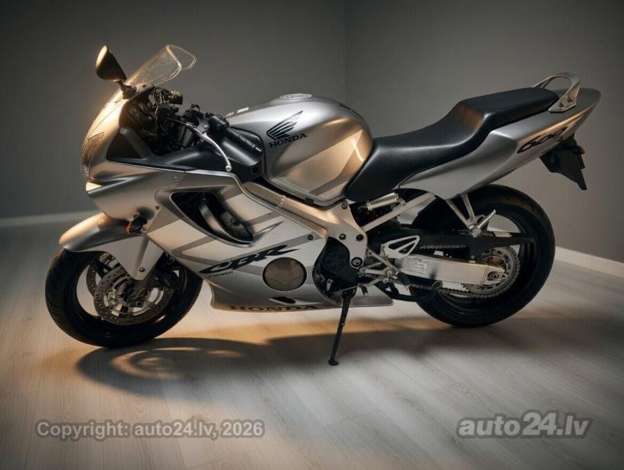 Хонда CBR 600 2005 в Таллин, объемом двигателя 0.60 л и пробегом 46 тыс. км за 2600 €, фото 1 на AUTOMOTO.COM.LV