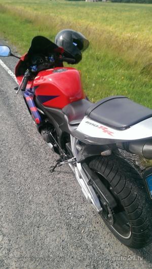 Honda CBR 600 2005 Viljandi, ar dzinēja tilpumu 0.60 L un nobraukumu 38 tūkst. km par 3000 €, foto 4 vietnē AUTOMOTO.COM.LV
