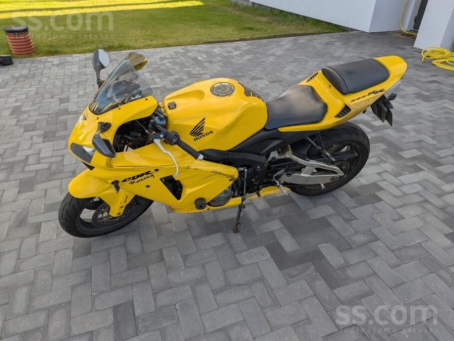 Honda CBR 600 2006 Rīga, ar dzinēja tilpumu 0.60 L un nobraukumu 0 tūkst. km par 3000 €, foto 3 vietnē AUTOMOTO.COM.LV