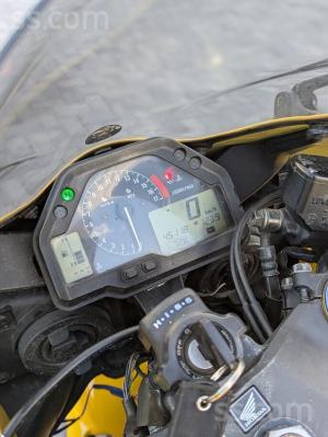 Honda CBR 600 2006 Rīga, ar dzinēja tilpumu 0.60 L un nobraukumu 0 tūkst. km par 3000 €, foto 5 vietnē AUTOMOTO.COM.LV