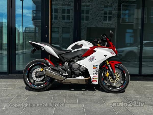 Honda CBR 600 2011 Tallina, ar dzinēja tilpumu 0.60 L un nobraukumu 13 tūkst. km par 3700 €, foto 2 vietnē AUTOMOTO.COM.LV
