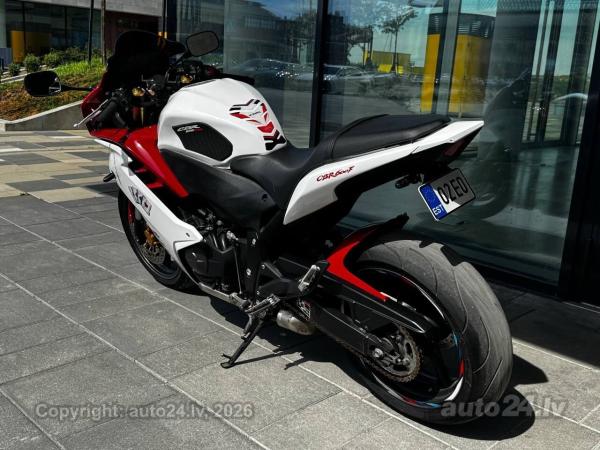 Honda CBR 600 2011 in Tallinn, with an engine capacity of 0.60 L and mileage of 13 thousand km for 3700 €, photo 8 on AUTOMOTO.COM.LV
