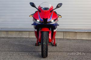 Honda CBR 600 2025 in Parnu, with an engine capacity of 0.60 L and mileage of 4 thousand km for 11990 €, photo 3 on AUTOMOTO.COM.LV