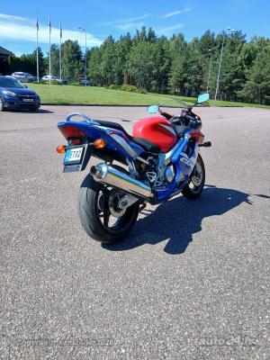 Honda CBR 600 2001 Tallina, ar dzinēja tilpumu 0.60 L un nobraukumu 49 tūkst. km par 4000 €, foto 9 vietnē AUTOMOTO.COM.LV
