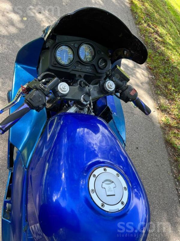 Honda CBR 600F 1992 Tukums, ar dzinēja tilpumu 0.60 L un nobraukumu 0 tūkst. km par 1050 €, foto 3 vietnē AUTOMOTO.COM.LV