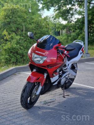 Honda CBR 600F 1997 in Jelgava, with an engine capacity of 0.60 L and mileage of 0 thousand km for 1700 €, photo  on AUTOMOTO.COM.LV