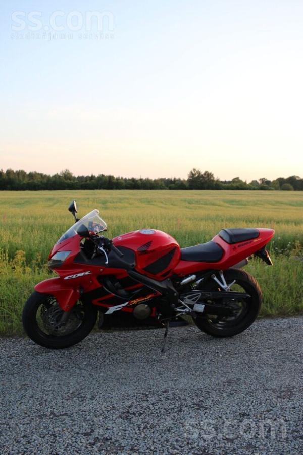 Honda CBR 600F 2001 Valmiera, ar dzinēja tilpumu 0.60 L un nobraukumu 0 tūkst. km par 1700 €, foto 1 vietnē AUTOMOTO.COM.LV