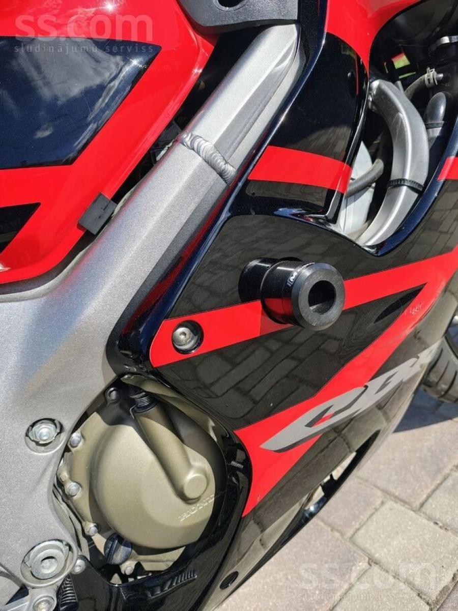 Honda CBR 600F 2007 Rēzekne, ar dzinēja tilpumu 0.60 L un nobraukumu 0 tūkst. km par 3400 €, foto 6 vietnē AUTOMOTO.COM.LV
