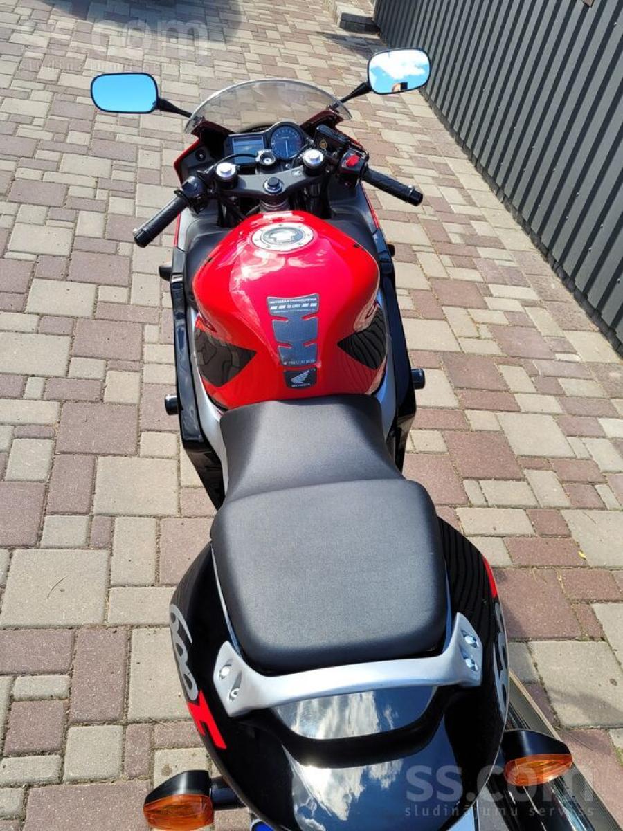 Honda CBR 600F 2007 Rēzekne, ar dzinēja tilpumu 0.60 L un nobraukumu 0 tūkst. km par 3400 €, foto 9 vietnē AUTOMOTO.COM.LV