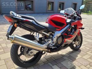 Honda CBR 600F 2007 Rēzekne, ar dzinēja tilpumu 0.60 L un nobraukumu 0 tūkst. km par 3400 €, foto 10 vietnē AUTOMOTO.COM.LV