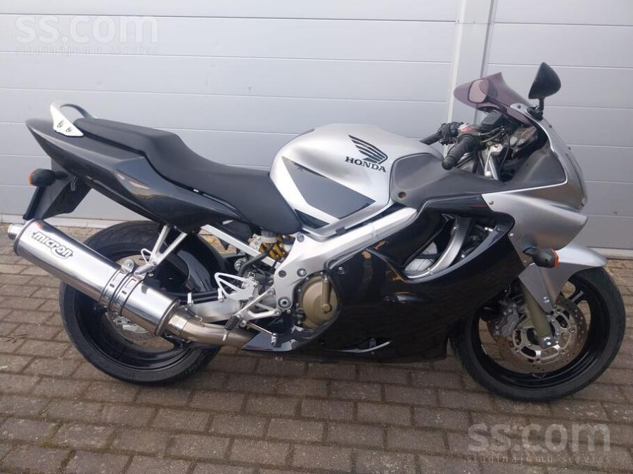 Хонда CBR 600F 2007 в Валмиера, объемом двигателя 0.60 л и пробегом 0 тыс. км за 3100 €, фото 3 на AUTOMOTO.COM.LV