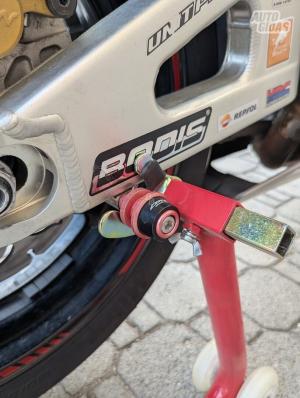 Melns Honda CBR 600RR 2003 Mažeikiai, ar dzinēja tilpumu 0.60 L un nobraukumu 51 tūkst. km par 3999 €, foto 16 vietnē AUTOMOTO.COM.LV
