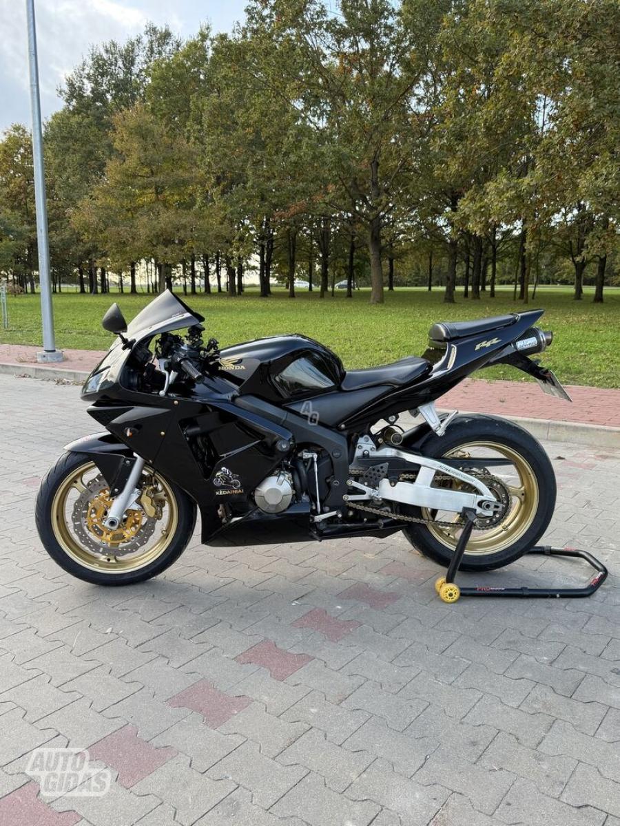 Honda CBR 600RR 2003 Viļņa, ar dzinēja tilpumu 0.00 L un nobraukumu 0 tūkst. km par 4100 €, foto 6 vietnē AUTOMOTO.COM.LV