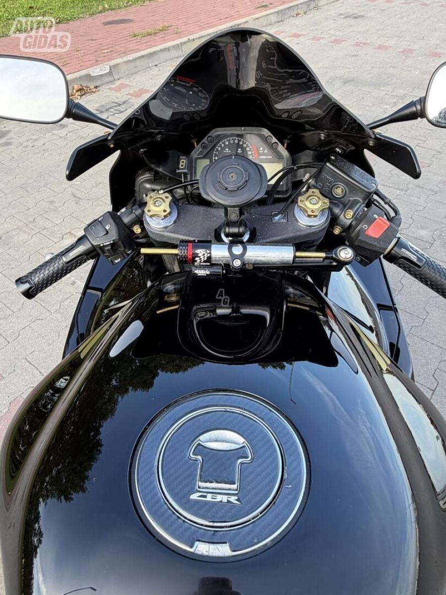 Honda CBR 600RR 2003 Viļņa, ar dzinēja tilpumu 0.00 L un nobraukumu 0 tūkst. km par 4100 €, foto 9 vietnē AUTOMOTO.COM.LV