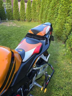 Honda CBR 600RR 2003 Viļņa, ar dzinēja tilpumu 0.00 L un nobraukumu 0 tūkst. km par 3350 €, foto 6 vietnē AUTOMOTO.COM.LV