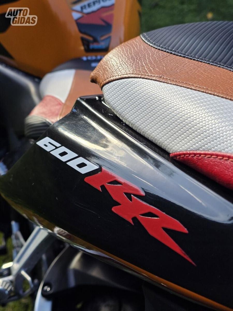 Honda CBR 600RR 2003 Viļņa, ar dzinēja tilpumu 0.00 L un nobraukumu 0 tūkst. km par 3350 €, foto 8 vietnē AUTOMOTO.COM.LV