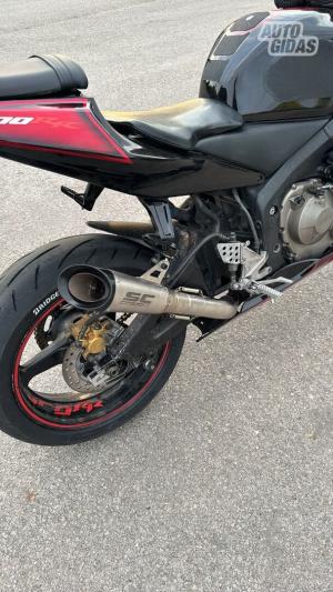 Honda CBR 600RR 2004 in Alytus, with an engine capacity of 0.00 L and mileage of 0 thousand km for 3750 €, photo 3 on AUTOMOTO.COM.LV