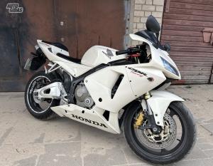Honda CBR 600RR 2006 Viļņa, ar dzinēja tilpumu 0.60 L un nobraukumu 34 tūkst. km par 4200 €, foto 6 vietnē AUTOMOTO.COM.LV