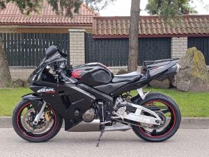 Honda CBR 600RR 2006 in Vilnius, with an engine capacity of 0.00 L and mileage of 0 thousand km for 3999 €, photo  on AUTOMOTO.COM.LV