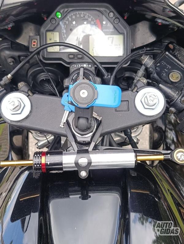 Honda CBR 600RR 2006 Viļņa, ar dzinēja tilpumu 0.00 L un nobraukumu 0 tūkst. km par 3999 €, foto 10 vietnē AUTOMOTO.COM.LV