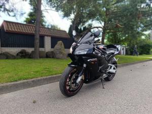 Honda CBR 600RR 2006 in Vilnius, with an engine capacity of 0.00 L and mileage of 0 thousand km for 3999 €, photo 15 on AUTOMOTO.COM.LV