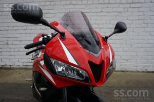 Honda CBR 600RR 2009 Cēsis, ar dzinēja tilpumu 0.60 L un nobraukumu 0 tūkst. km par 4200 €, foto 9 vietnē AUTOMOTO.COM.LV