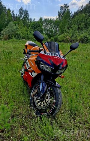 Honda CBR 600RR 2017 Limbaži, ar dzinēja tilpumu 0.60 L un nobraukumu 0 tūkst. km par 7500 €, foto 3 vietnē AUTOMOTO.COM.LV